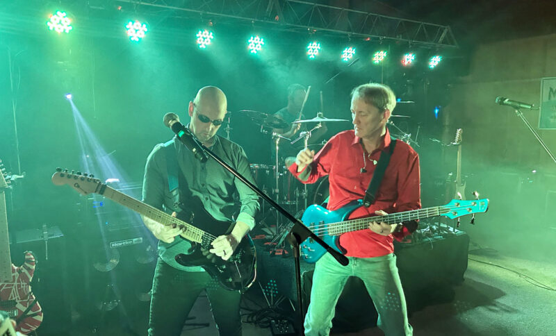 Hundreds take part in annual Mark the Shark’s Toy Drive event | News ...